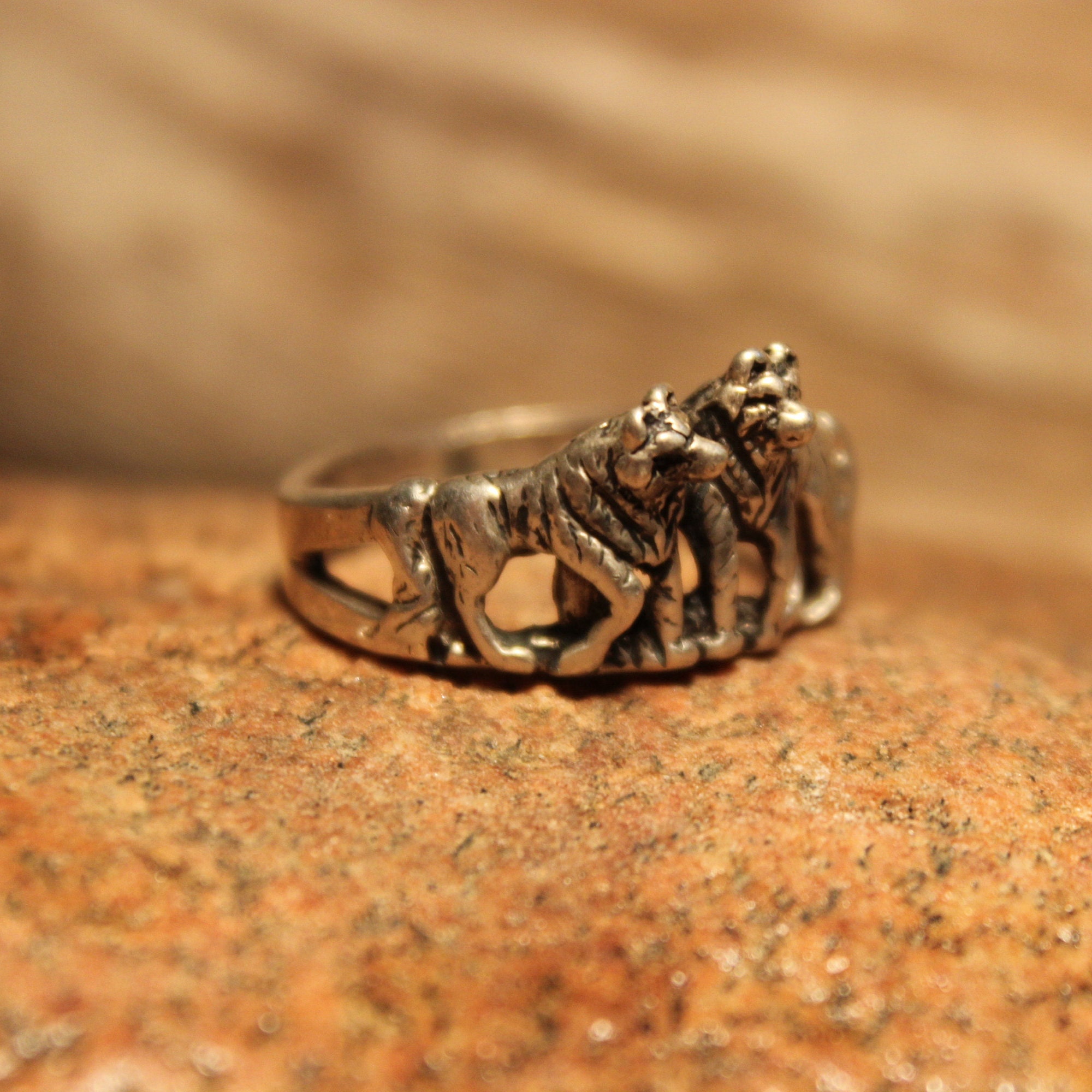 Vintage Sterling Mens Ring Wolf Ring Navajo Native American Signed Ring ...