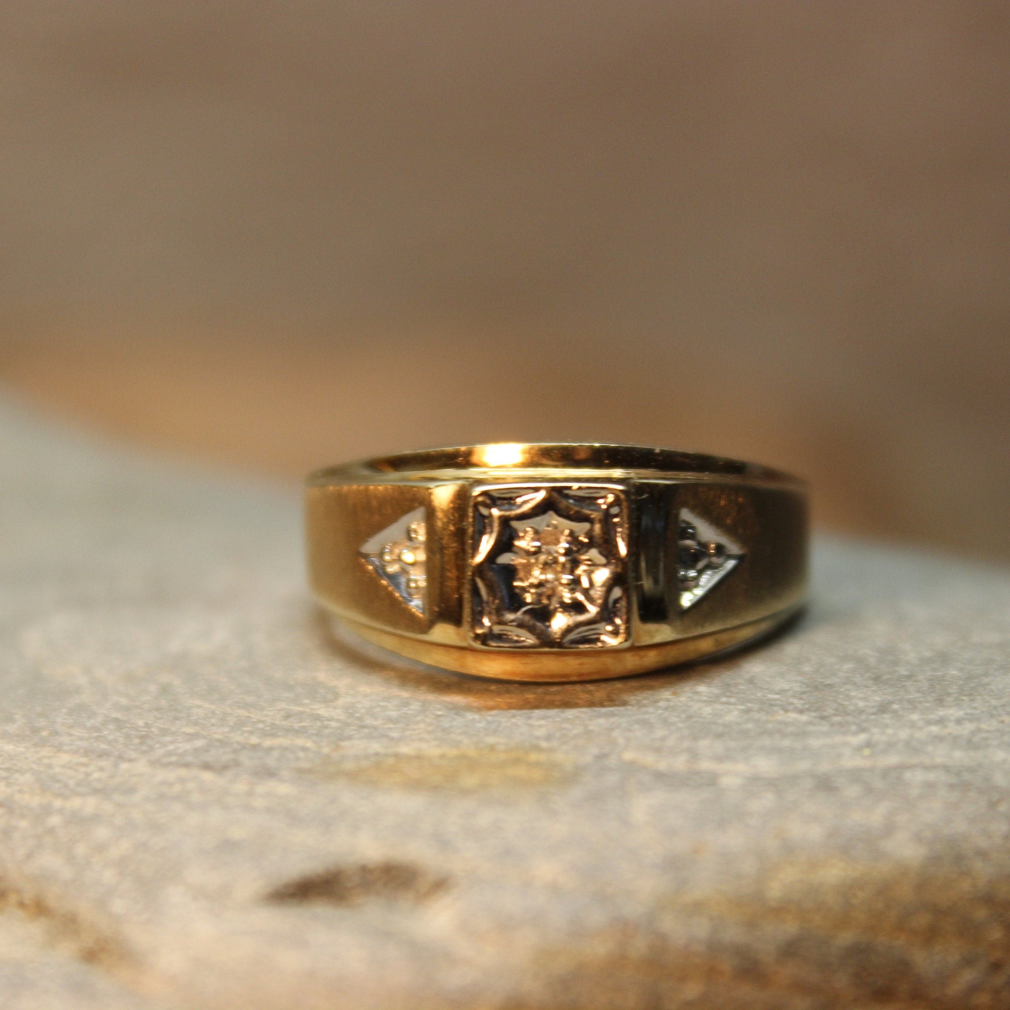 1980's Vintage Mens Diamond Ring 10K Solid Yellow Gold Ring 4 Grams ...