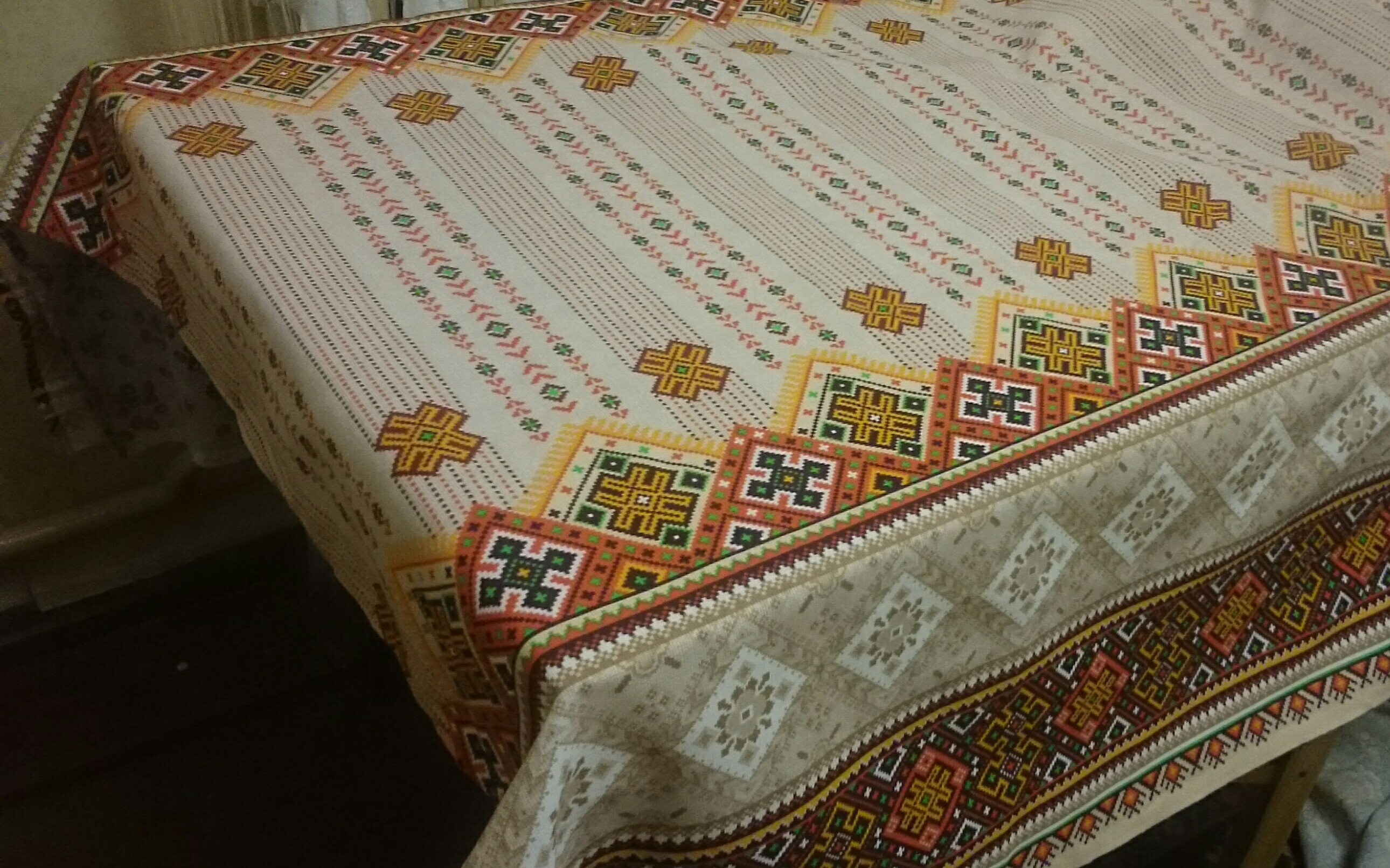Set of tablecloths and napkins Ornamental Ukranian Folk | Etsy