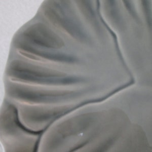Vintage Cemar California Art Pottery Gray Lettuce Leaf Dinner Plate 627 ...