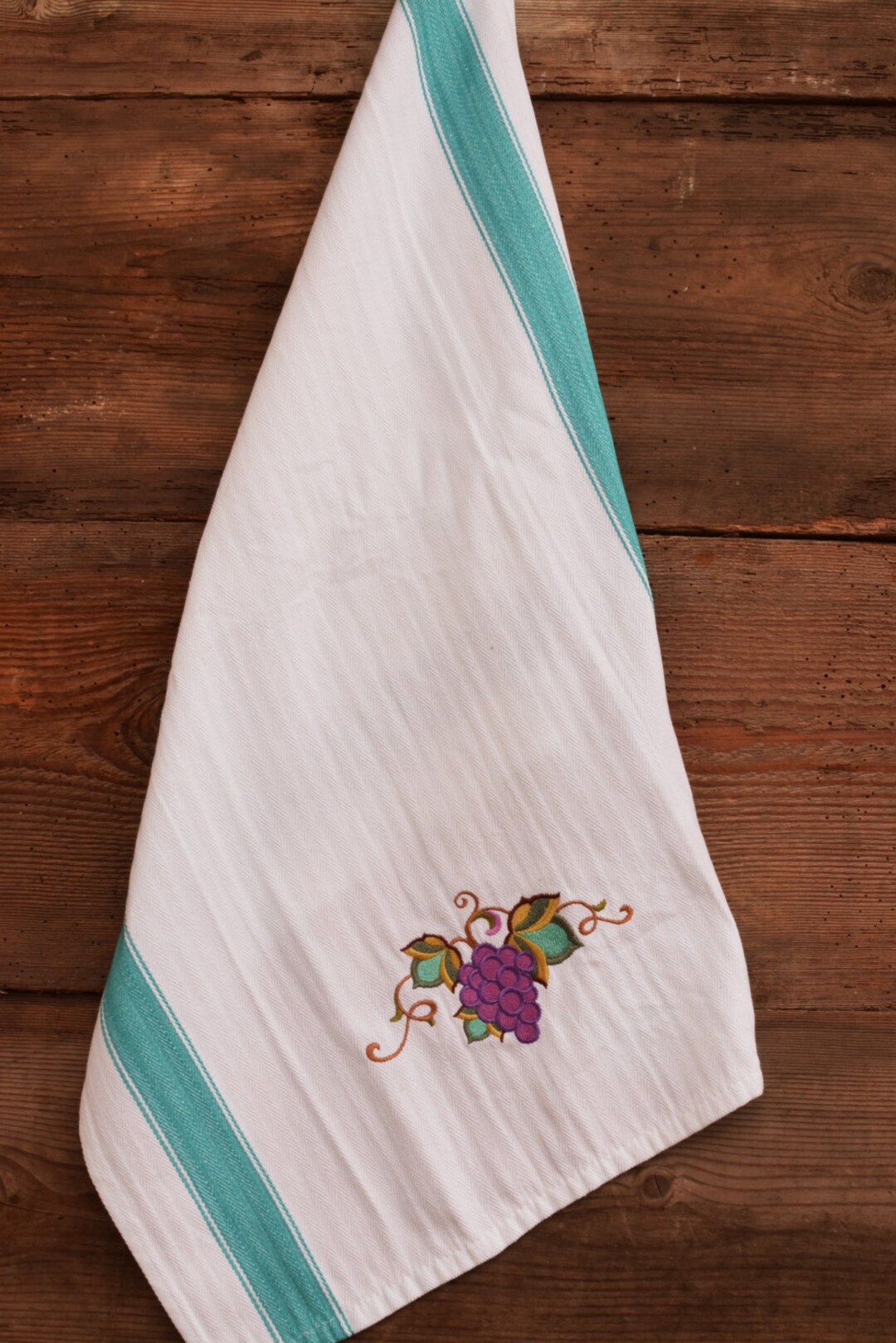 Retro Grape Towel, Perfect for the Wine Lover Cotton Towel, Large Size ...