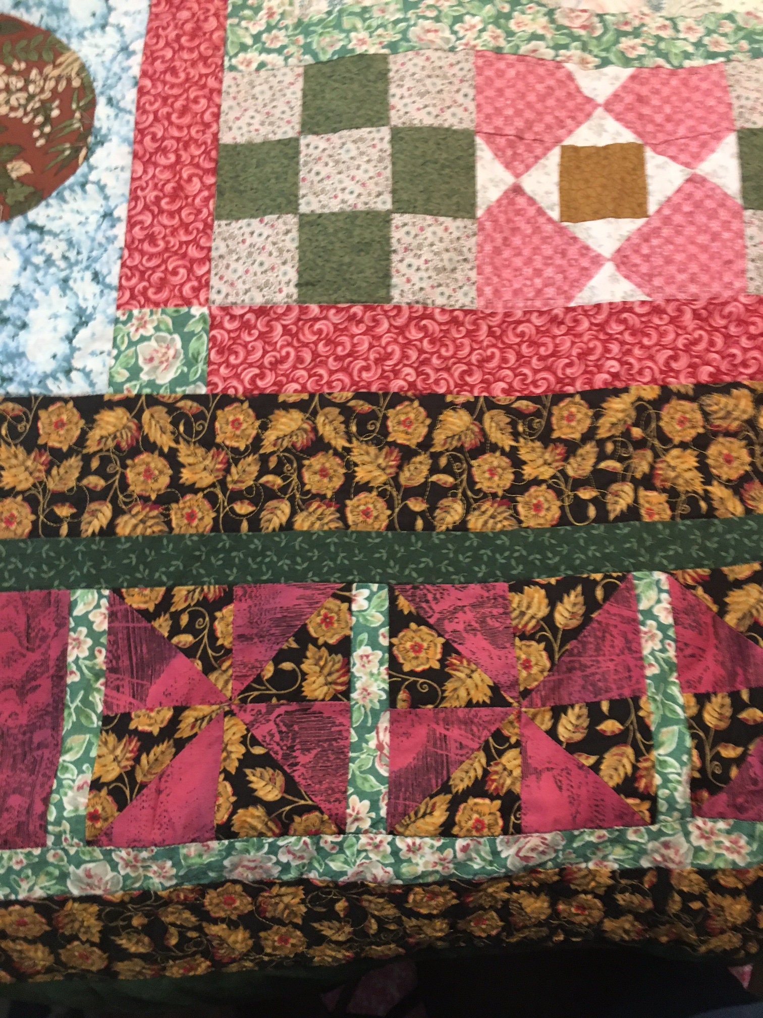 Hand Pieced and Hand Quilted Medium Size Round Robin Quilt Made in ...
