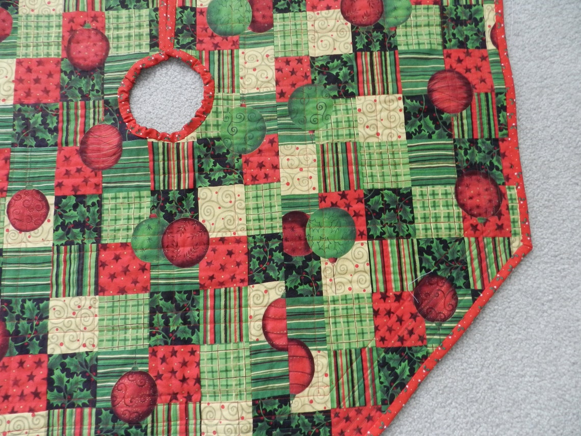 Christmas Tree Skirt, Quilted Christmas Tree Skirt, Xmas Tree Skirt ...