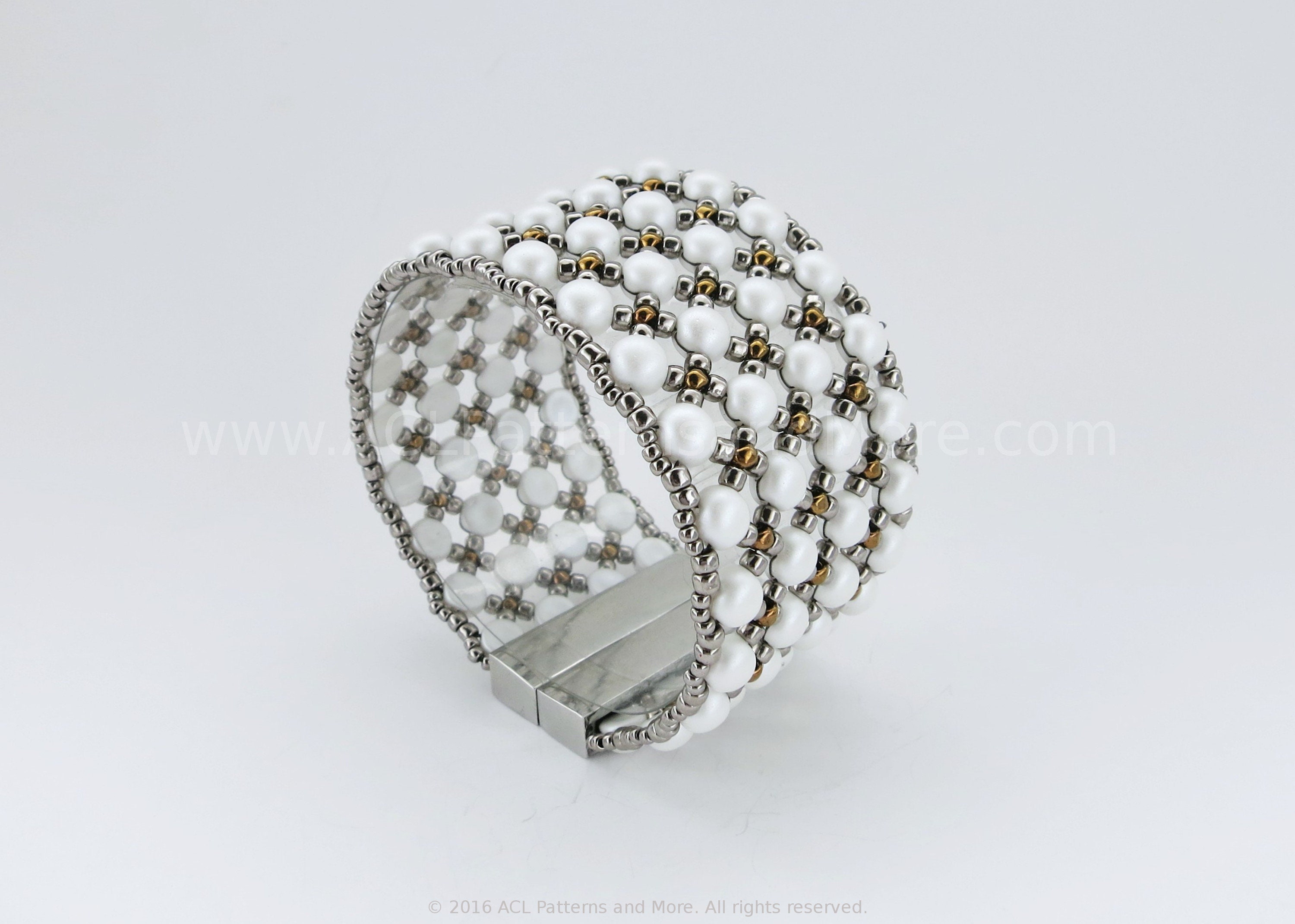 Buns and Netting Bracelet PDF Pattern - Etsy
