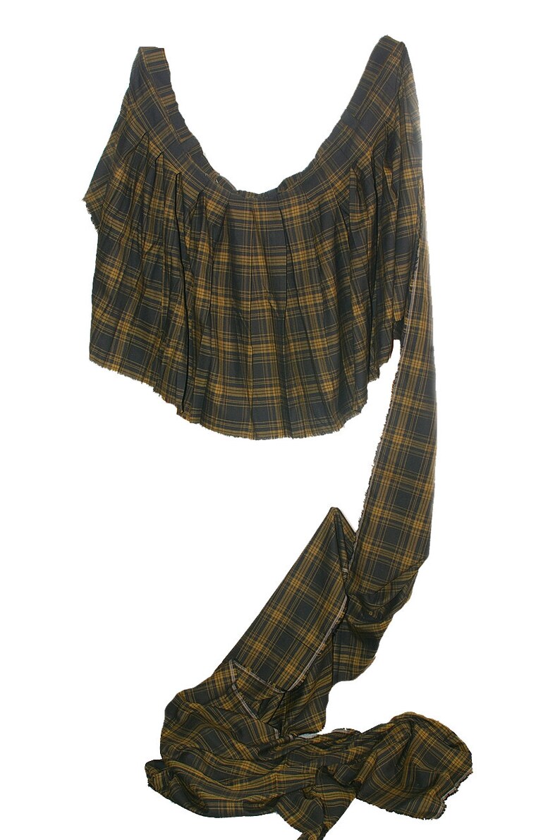 Medieval Great and Pleated Kilt, Plaid Tartan Fabric, Ancient ...