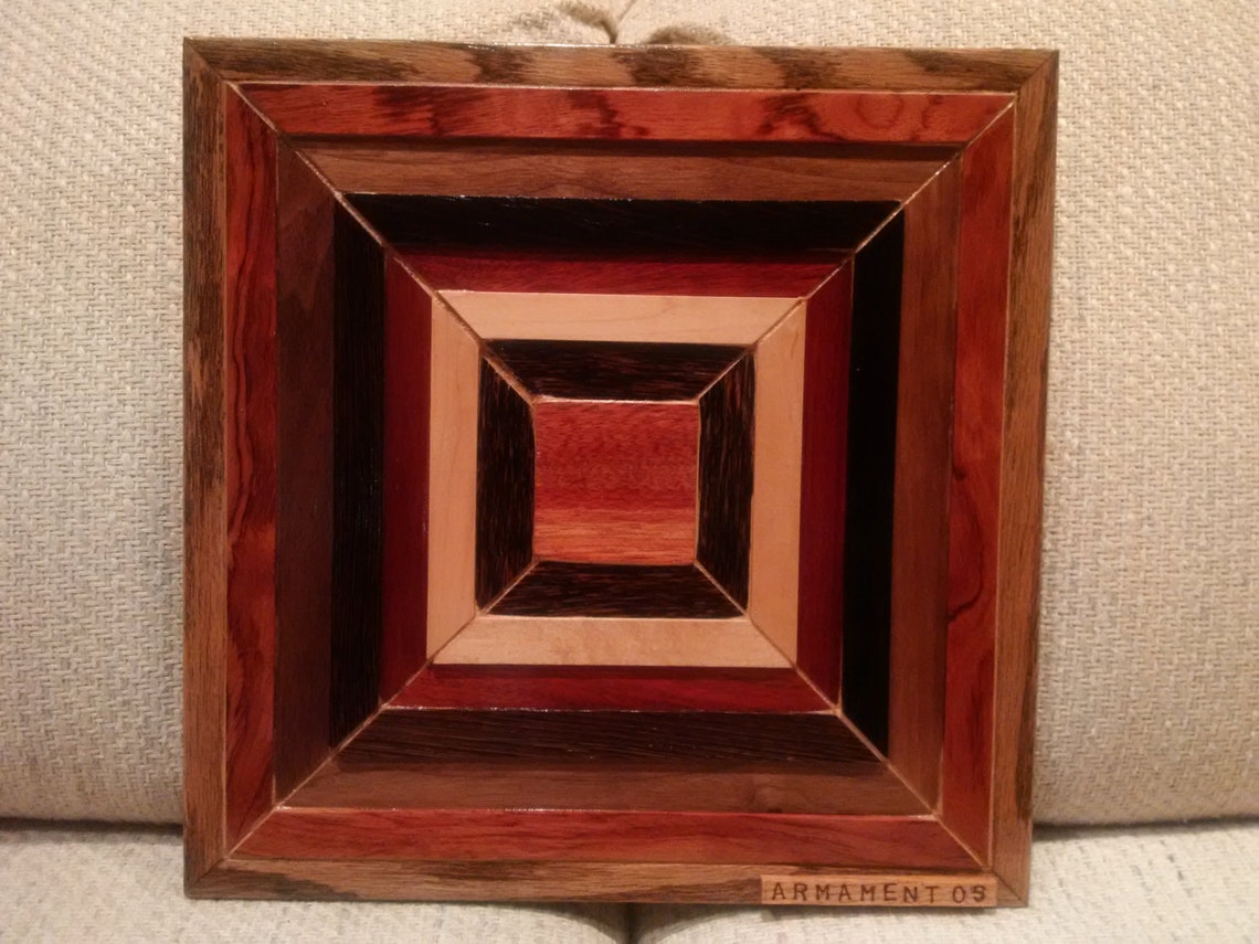 Escultura de arte de pared de madera con una variedad de - Etsy España