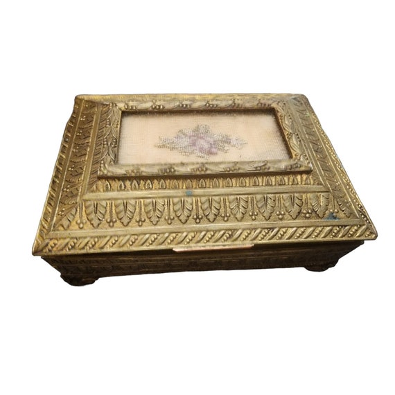 Antique Dore Bronze Footed Decorative Box with Needle… - Gem