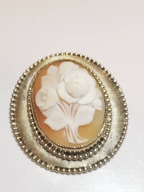 beautiful high relief flower - Gem