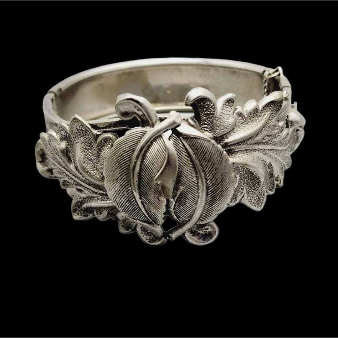 Vintage Hinged Decorative Bangle Bracelet (A966) - Etsy