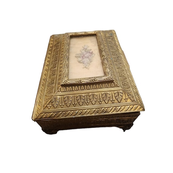 Antique Dore Bronze Footed Decorative Box with Needle… - Gem