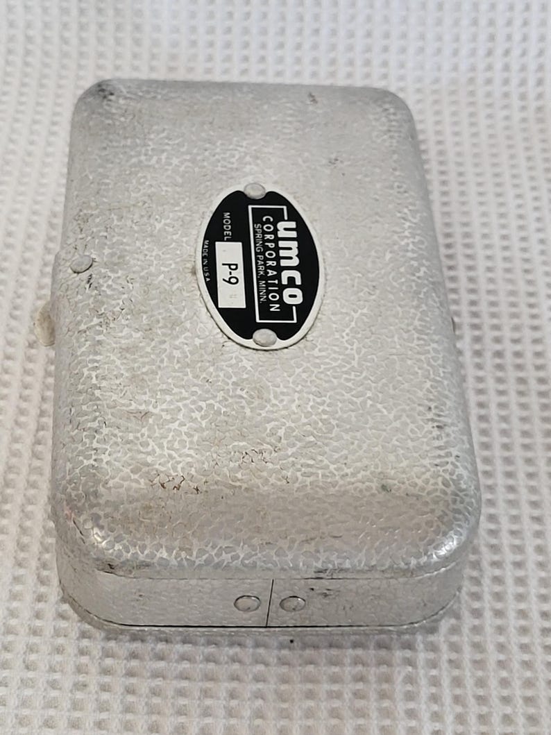 Vintage Circa 1950s Umco Corporation P-9 Tackle Box Aluminum Plastic Inserts Fishing Lure ...