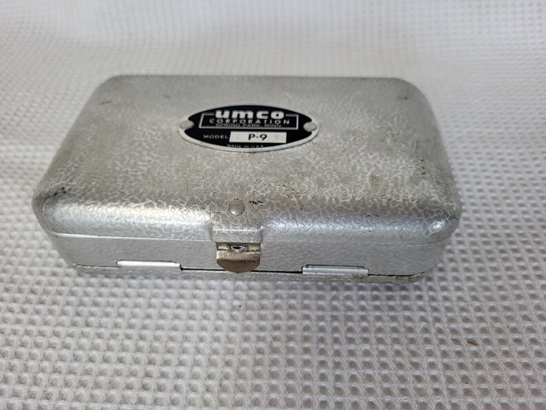 Vintage Circa 1950s Umco Corporation P-9 Tackle Box Aluminum Plastic Inserts Fishing Lure ...