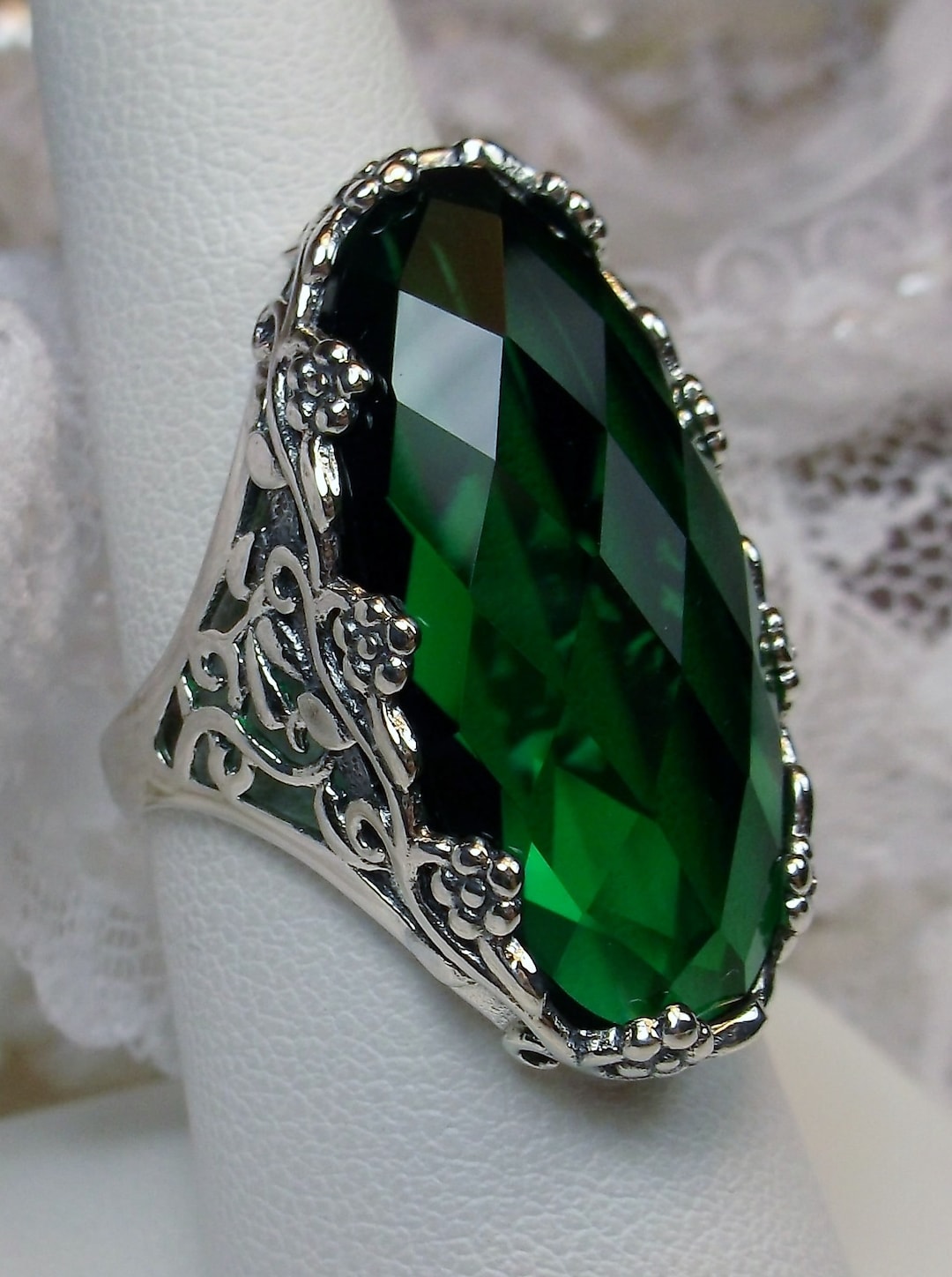 Emerald Ring / Solid Sterling Silver/ Big Oval Cut 15ct Simulated Green ...