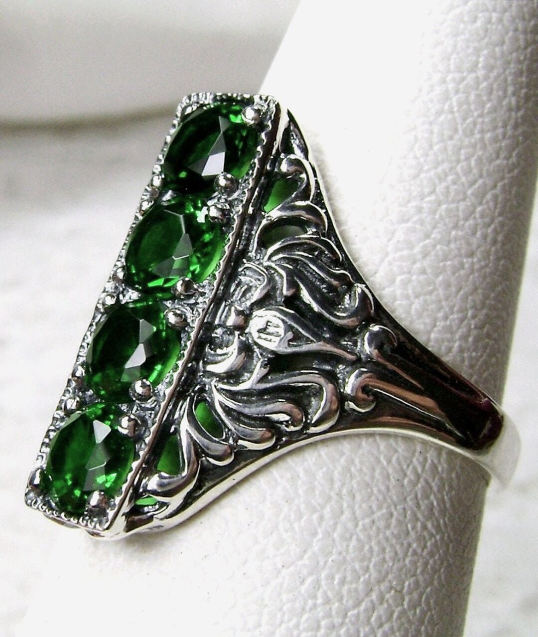 Emerald Green Ring/ Sterling Silver/ Simulated or Natural 4gem ...