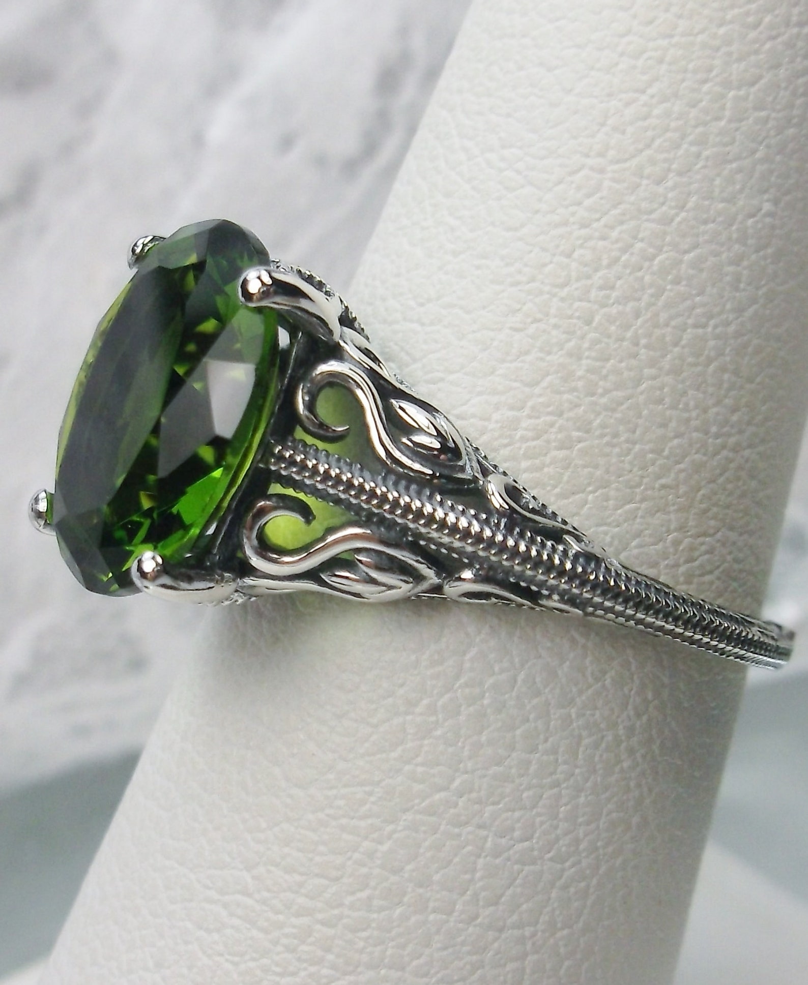 Natural Peridot Ring/ 10k 14k or Sterling Silver/ 5ct Natural | Etsy