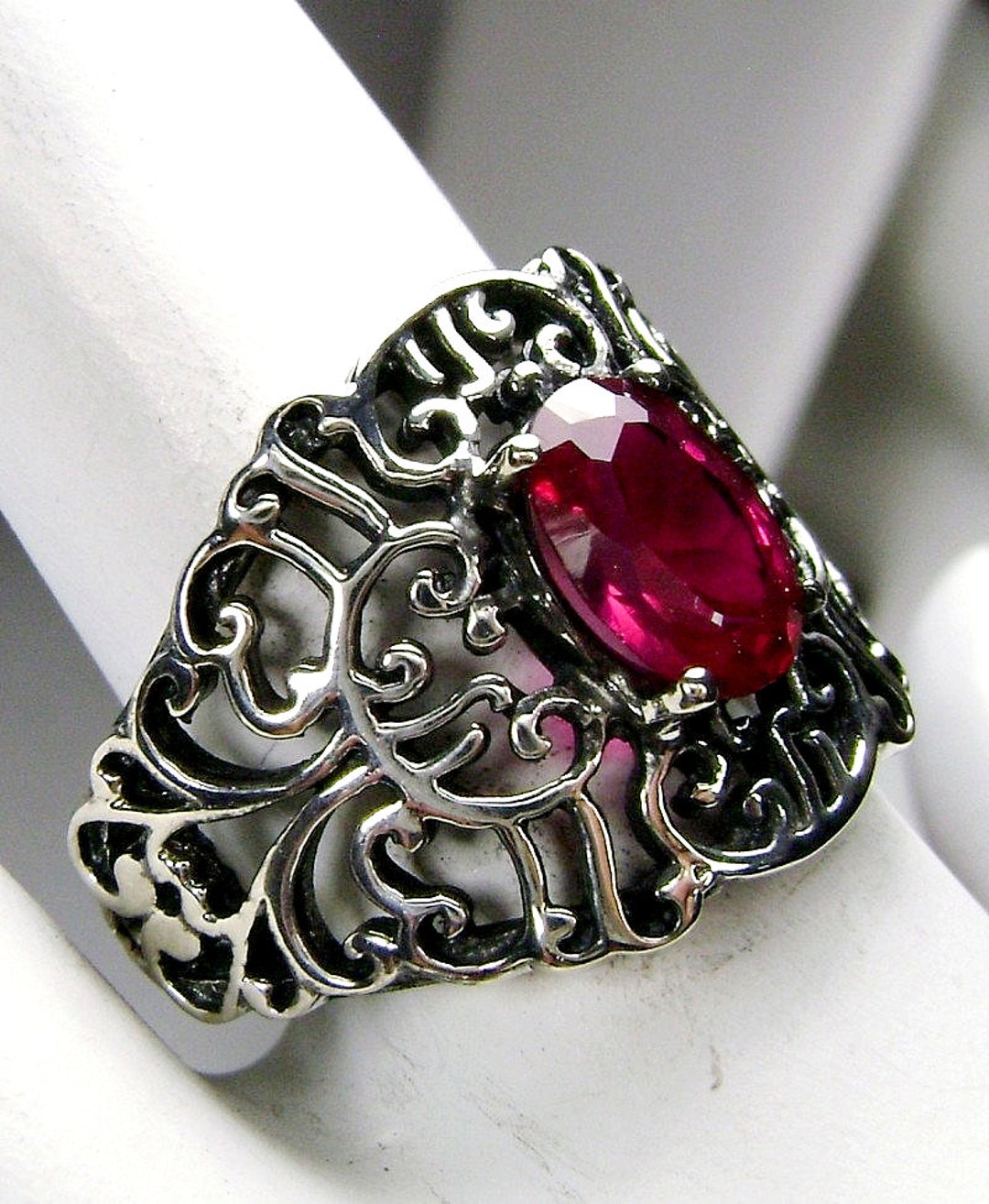 Anello con rubino / Gemma simulata ovale sfaccettata da 1 carato con ...