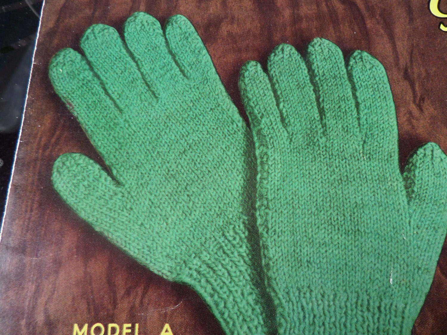 Knitting Pattern Gloves and Mittens Children Boys and Girls 3 Ply ...