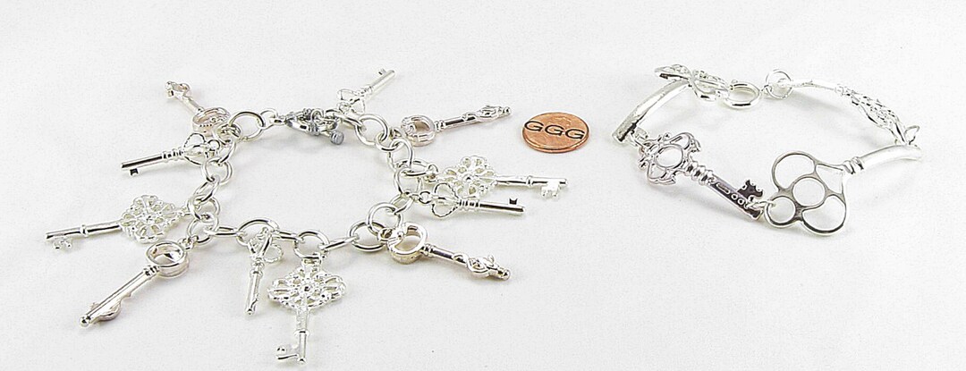 Bracelet - Keys to Your Heart Charms - Your Choice (B316, B317) - Etsy