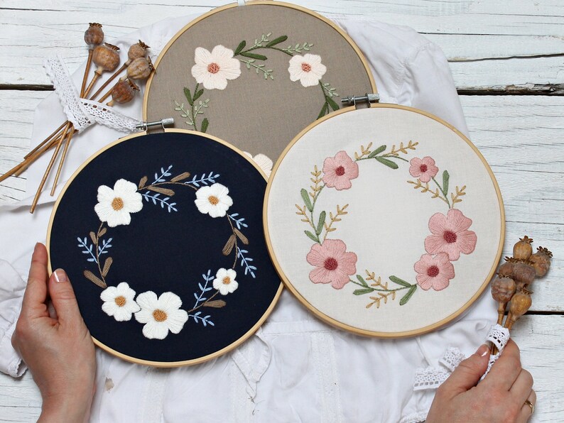 Floral Hand Embroidery PDF Pattern Simply Wreath With Flowers - Etsy