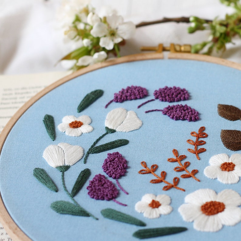 Wreath Hand Embroidery Patterns, Flowers Pattern, Botanical Embroidery ...
