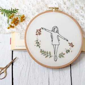 Modern Hand Embroidery, Dancing Woman Beginner Friendly Pattern in PDF ...