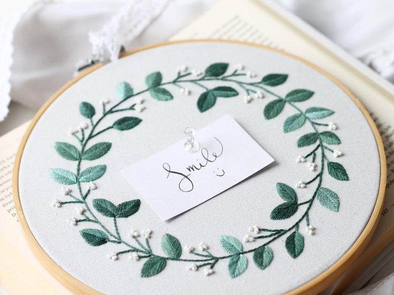 Hand Embroidery Wreath Pattern Simply Wedding DIY Gift - Etsy