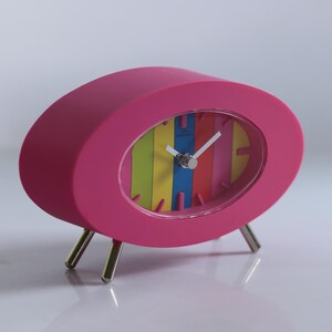90s Fuchsia Pink Color Table Clock, Rainbow Clock, Commodoor Clock ...