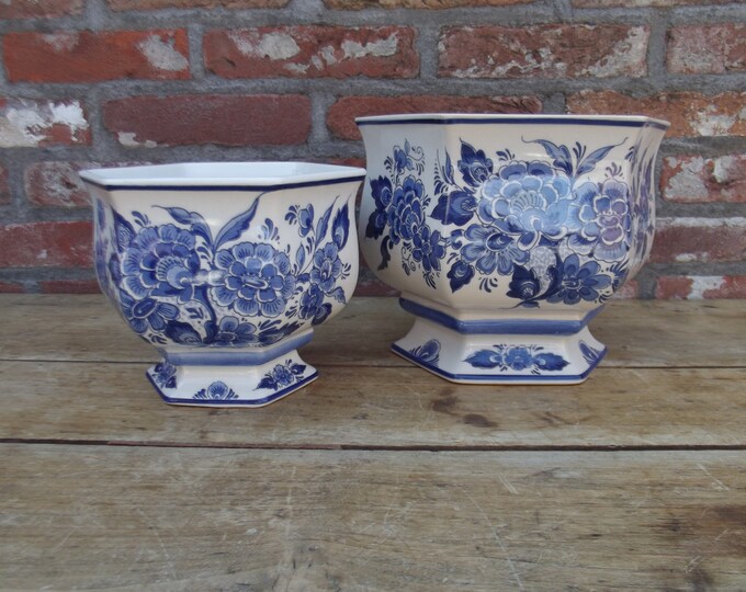 Delft Blue Flower Pot, Flower Pots, Set of 2, A.A.G. Delft Handwork ...