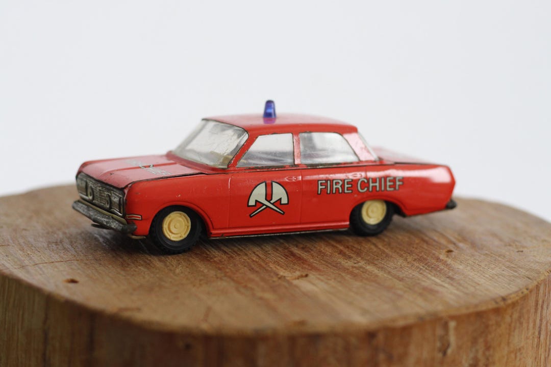 Tin Toy Fire Department Car, Fire Chief, Ehri - DDR, Tin Toys, Vintage ...