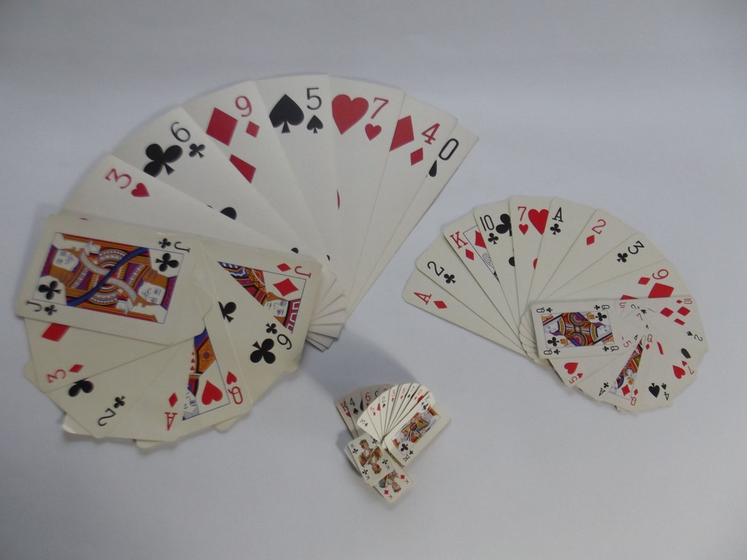 Vintage Playing Cards Fans, Magician Card Trick, Magicians Card Fan - Etsy