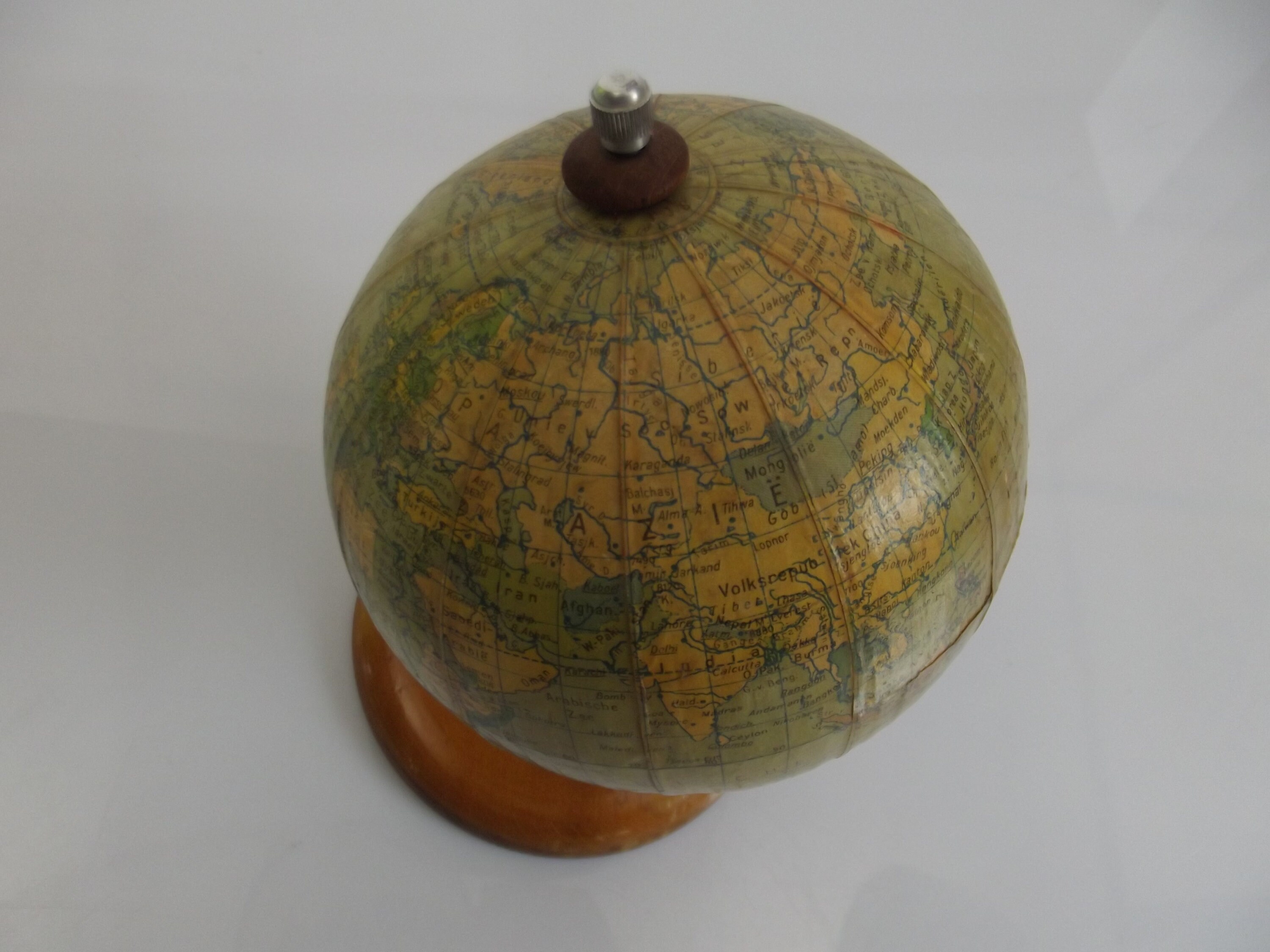 Globe World Map Small Vintage Globe Map of the World Cold | Etsy