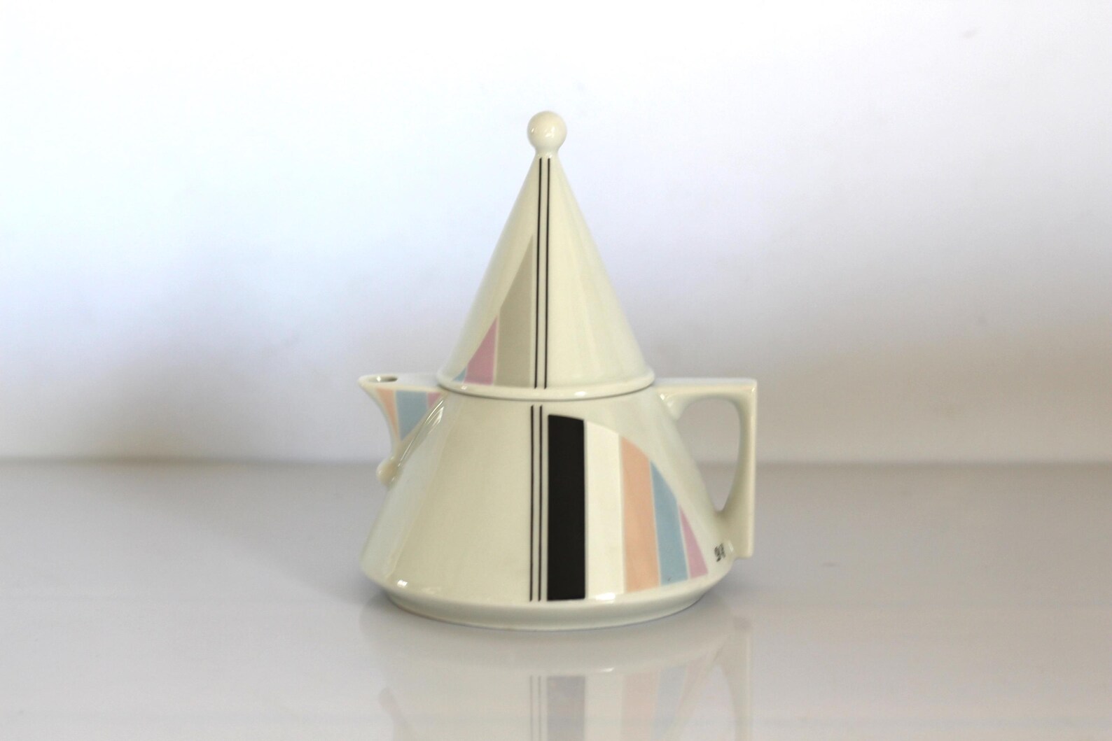Tea for One Teapot, Rex Valentine Line 1980, Design J. Kronester ...