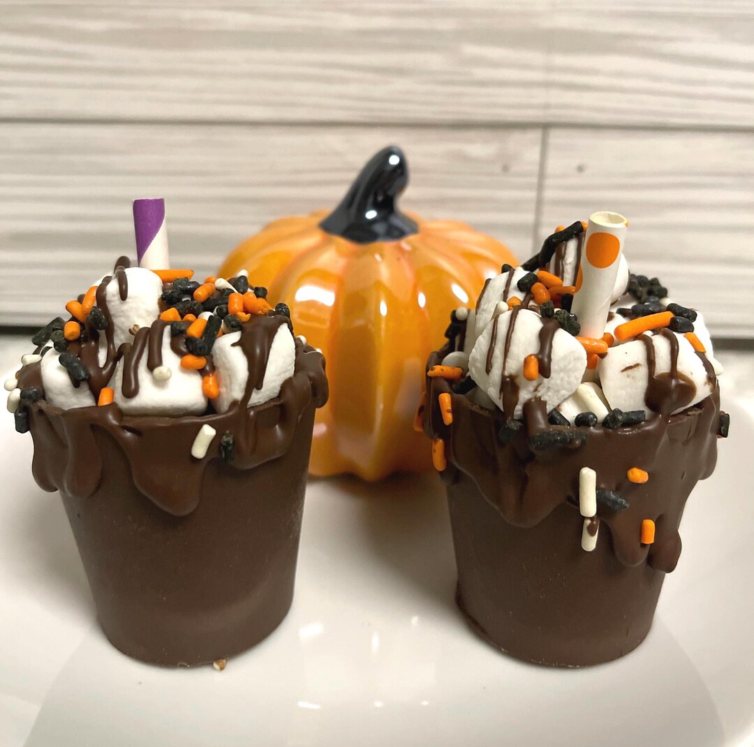Hot Chocolate Bombs, Hot Coco, Coco Cups, Halloween Hot Chocolate, Hot ...