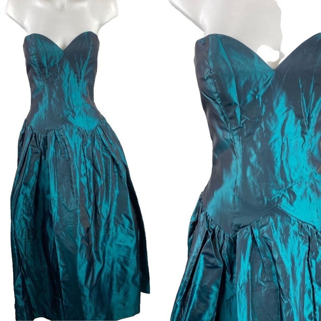 1980s Sharkskin Taffeta Teal Black Color Shift Sweetheart Neck Prom ...