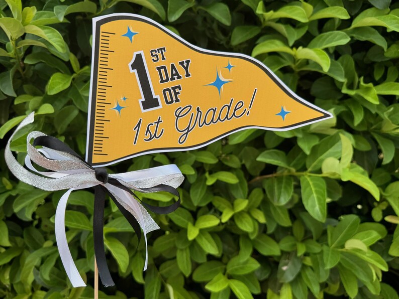 1st Day of School Pennant, 1st Grade, Back to School, Photo Prop, 1st ...