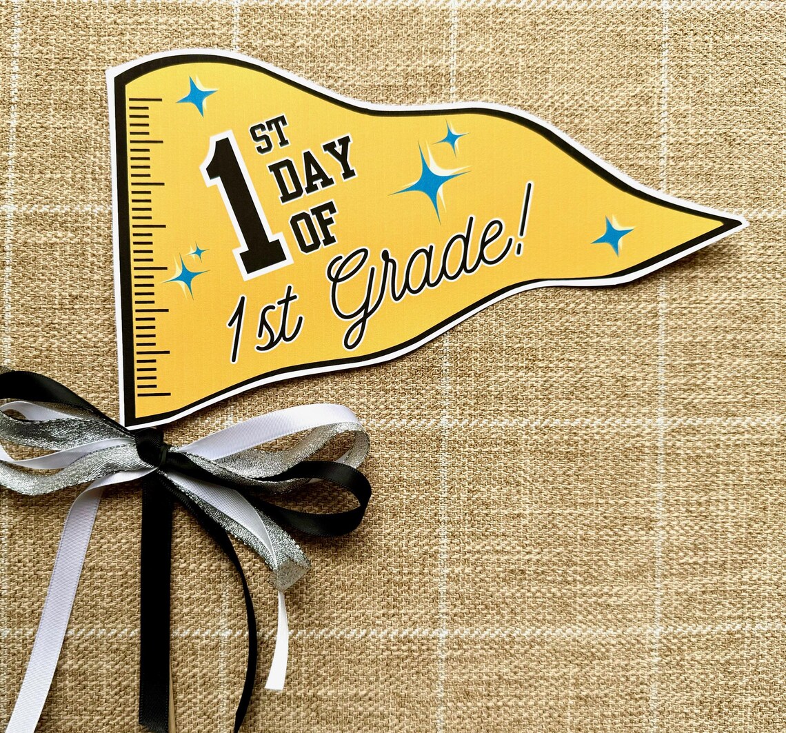 1st Day of School Pennant, 1st Grade, Back to School, Photo Prop, 1st ...