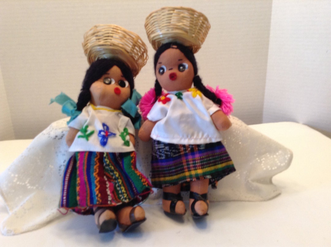 Vintage Handmade Folklore Dolls ~ Traditional Costumes ~soft Body ~ Set ...