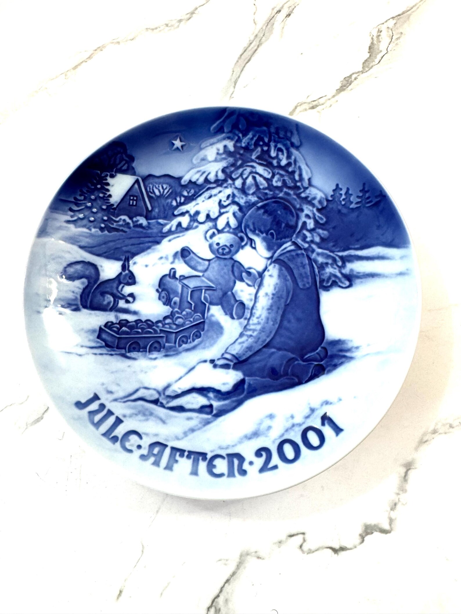 Vintage Bing and Grondahl Annual Christmas Plate ~ Jule After 2001 ...