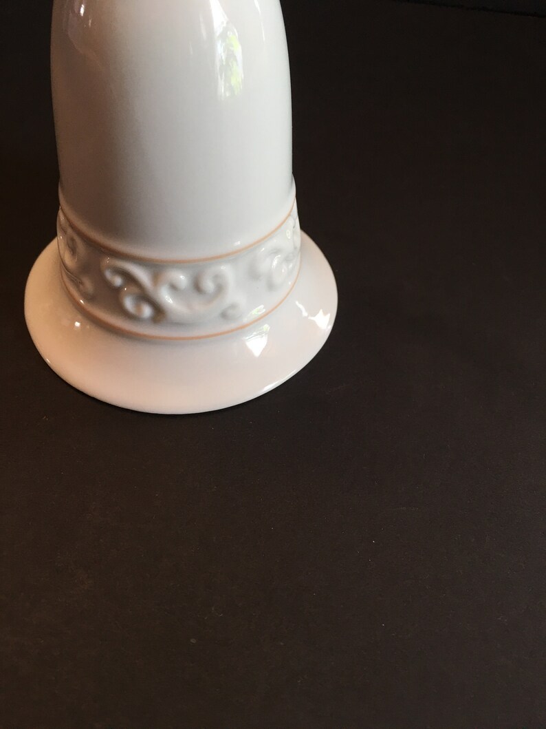 Avon Bell Dove the Tapestry Collection 1981 | Etsy