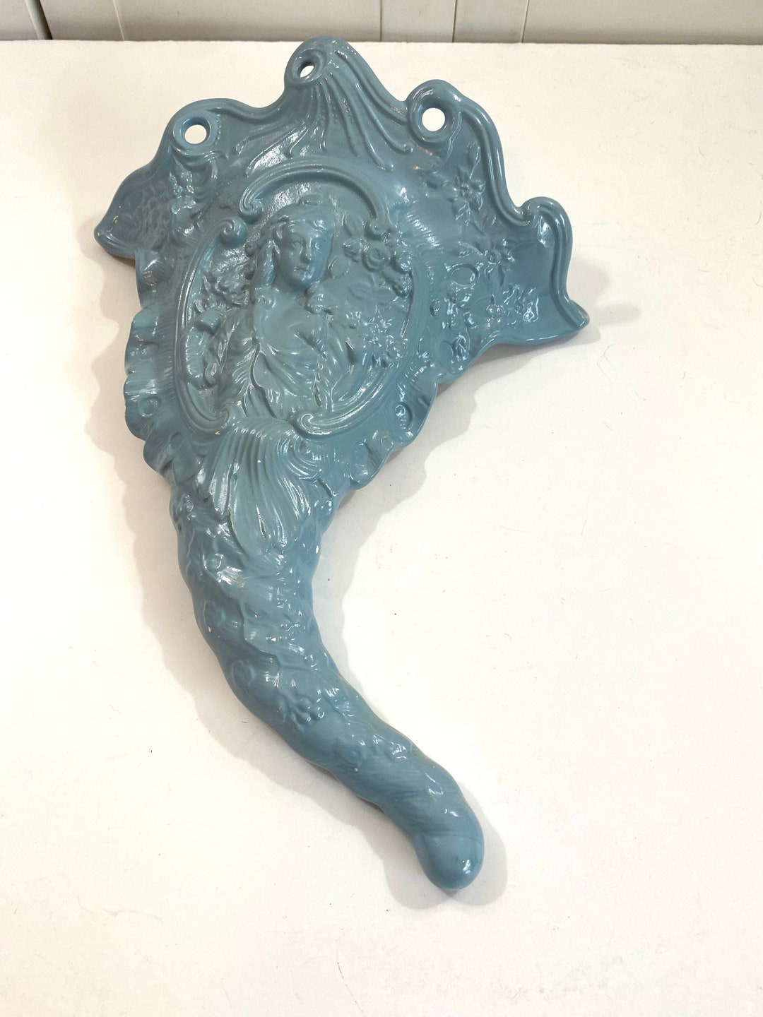 Vintage Williamsburg Restoration C4W Cornucopia Wall Pocket ~ Wedgwood ...