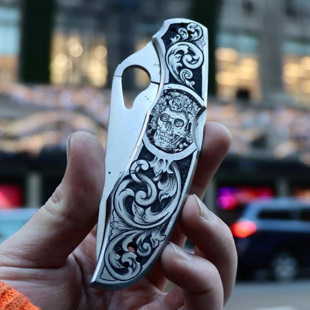 Grateful Dead Pocket Knife | Hand Engraved Stainless Steel Spyderco ...