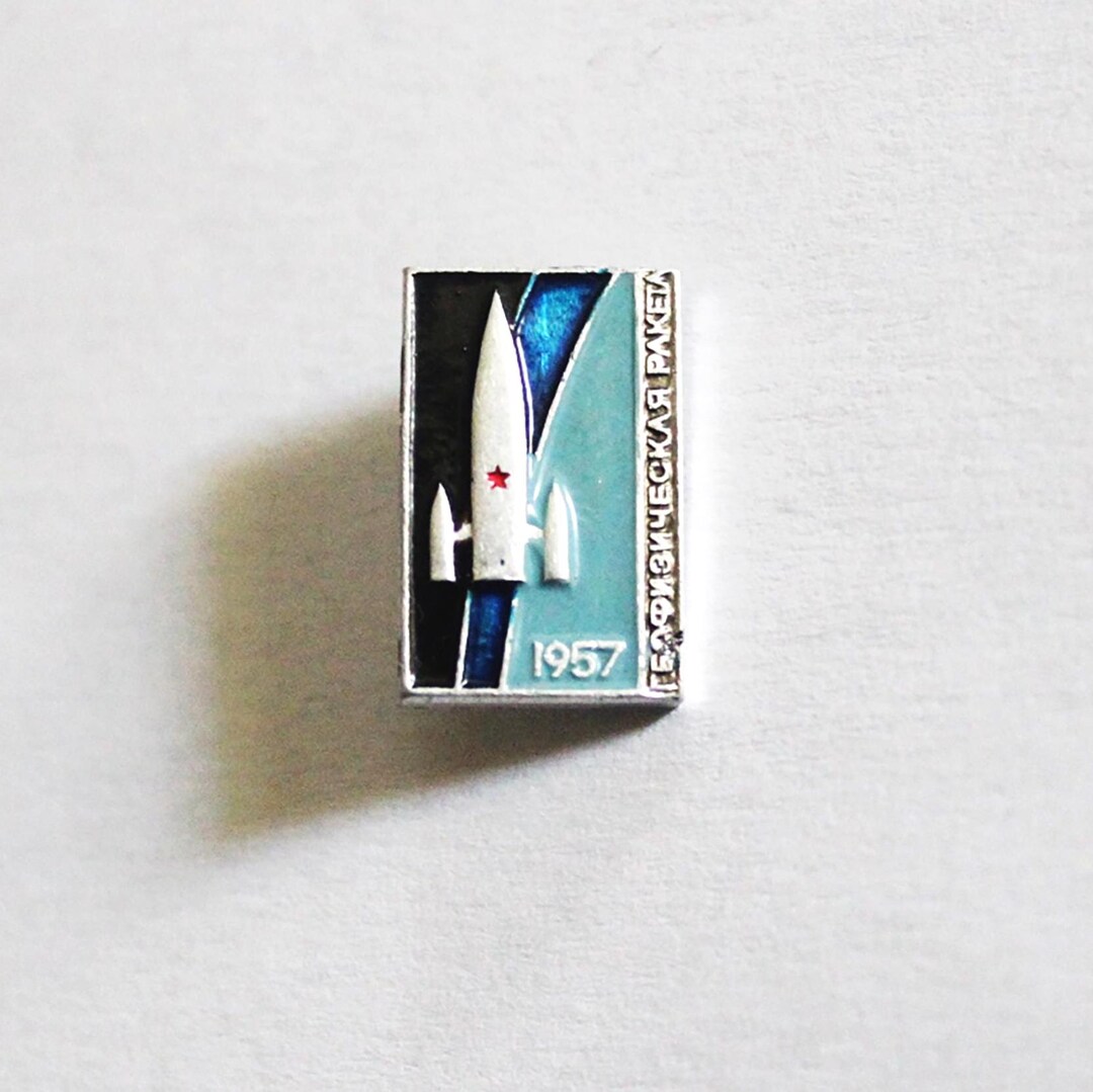 Vintage Galaxy Stars Solar System Astronomy Astronaut Space Pin Nasa ...