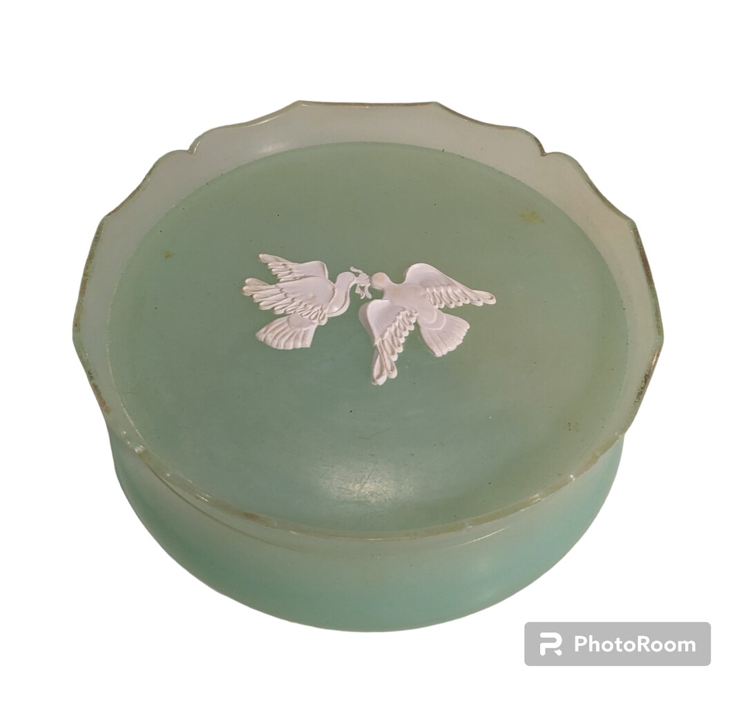 AVON Plastic Green Empty Rapture Beauty Dust Powder Box White Doves ...