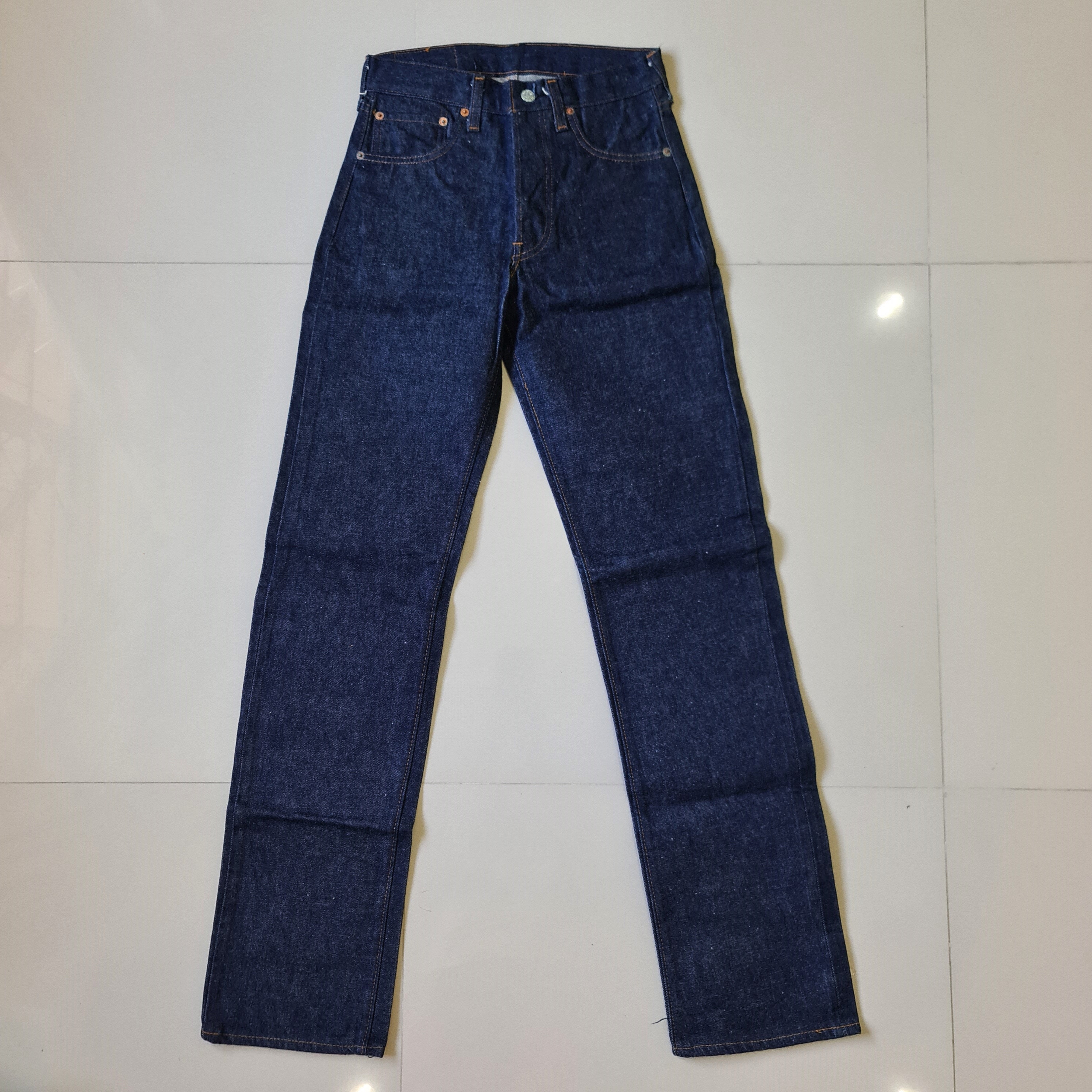 Vintage Levi's 501 Red Line W28 L36 Deadstock - Etsy Vintage Levi's 501 Red Line W28 L36 Deadstock - Etsy