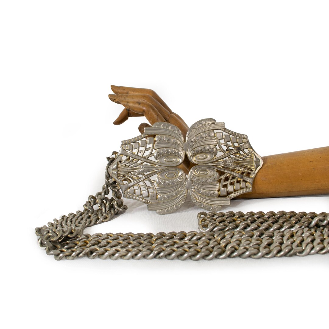 Belt With Very Large Stylized Chopped Metal Loop, Silver Metal, Gourmet ...