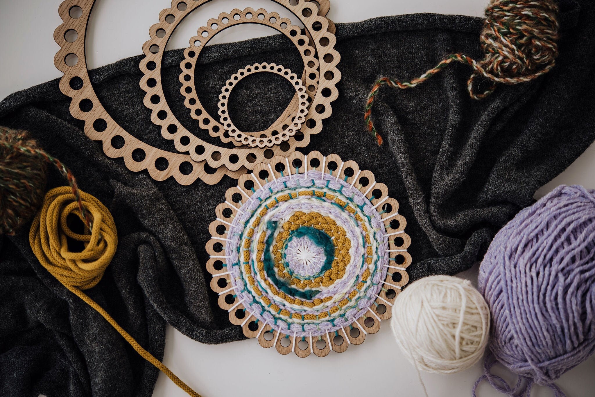 Set of 4 Circular Weaving Looms Wooden Circle Wall Hanging | Etsy UK