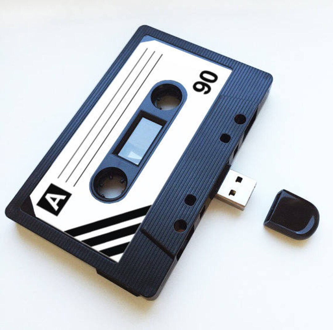 4GB/8GB/16GB USB Mixtape - Retro Personalised Gift - Loved One ...
