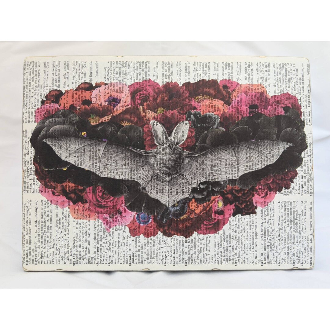 Floral Bat Art Print, Art for Dorm Room, Gothic Home Decor, Goth Wall ...