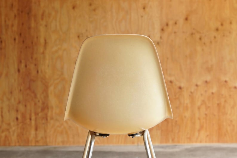 Herman Miller Eames Parchment Fiberglass Side Chair - Etsy
