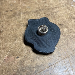 3D Printed Girl Skull Pin Customizable Bow Colors Dead Girl Aesthetic ...